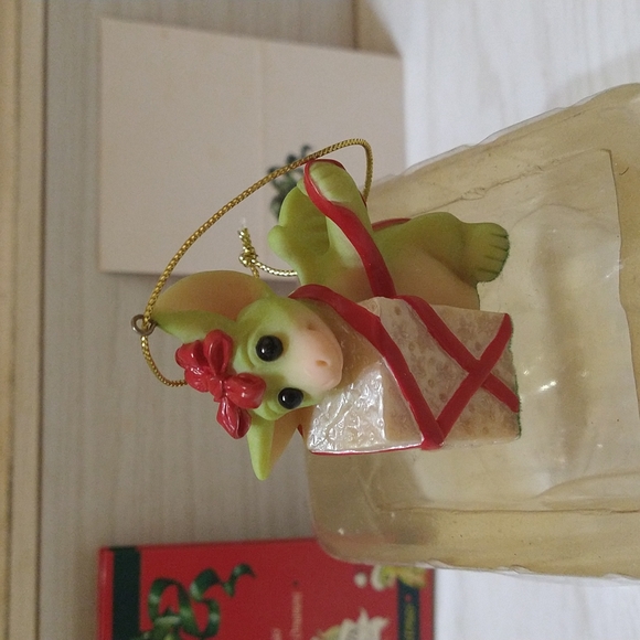 Pocket Dragons | Holiday | Vintage 200 All Wrapped Up Pocket Dragons ...